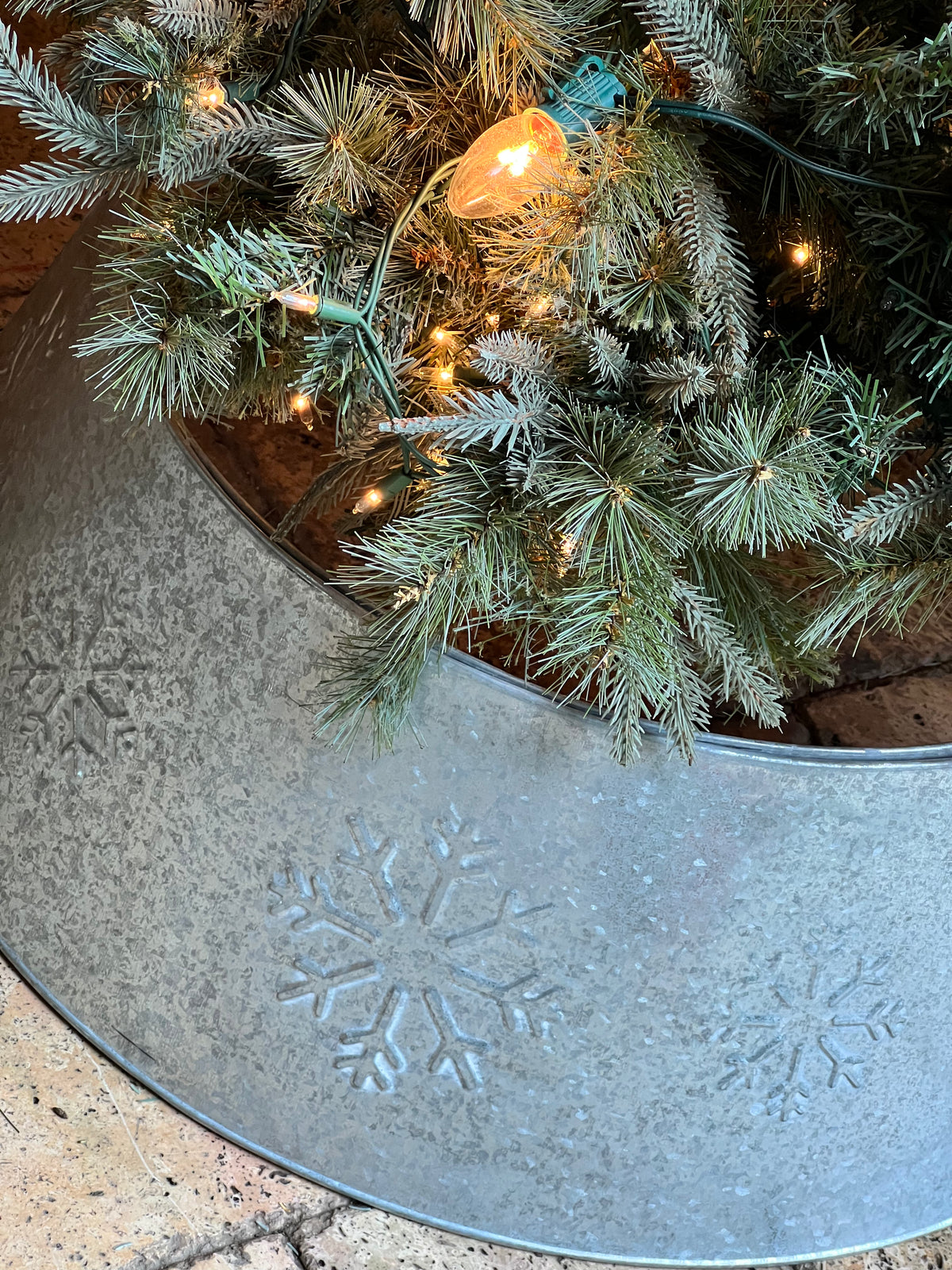 EMBOSSED SILVER GALVANIZED METAL TREE RING– Arte Corazon